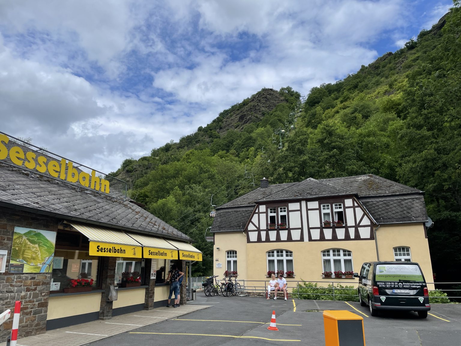 Kurzwanderung in Cochem zum Pinnerkreuz – Wanderlust & Aussicht